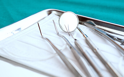 Sticking out teeth - Student awarded £11k after brace fitting